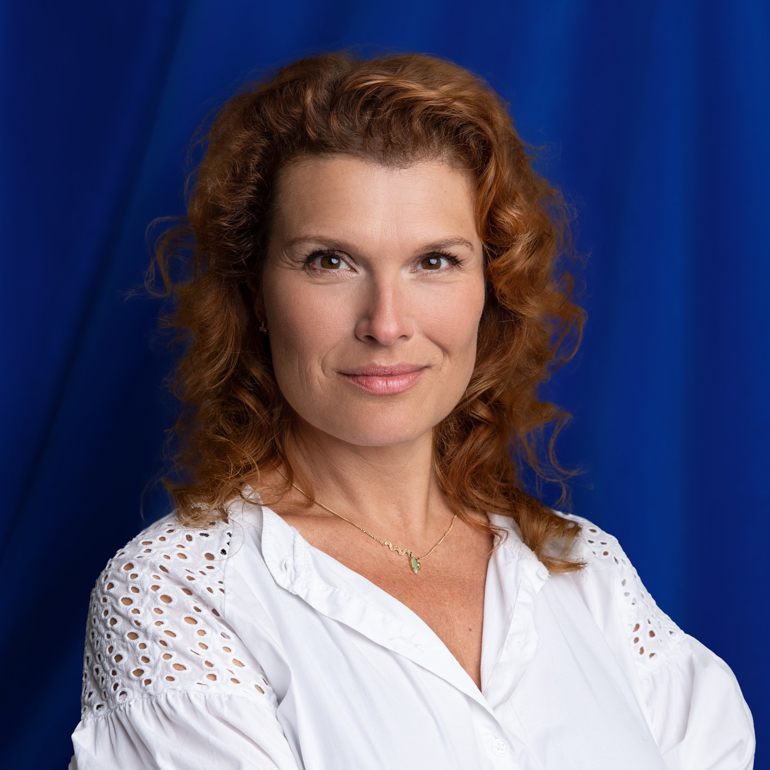 Anouk van Nes - Diana & Zonen